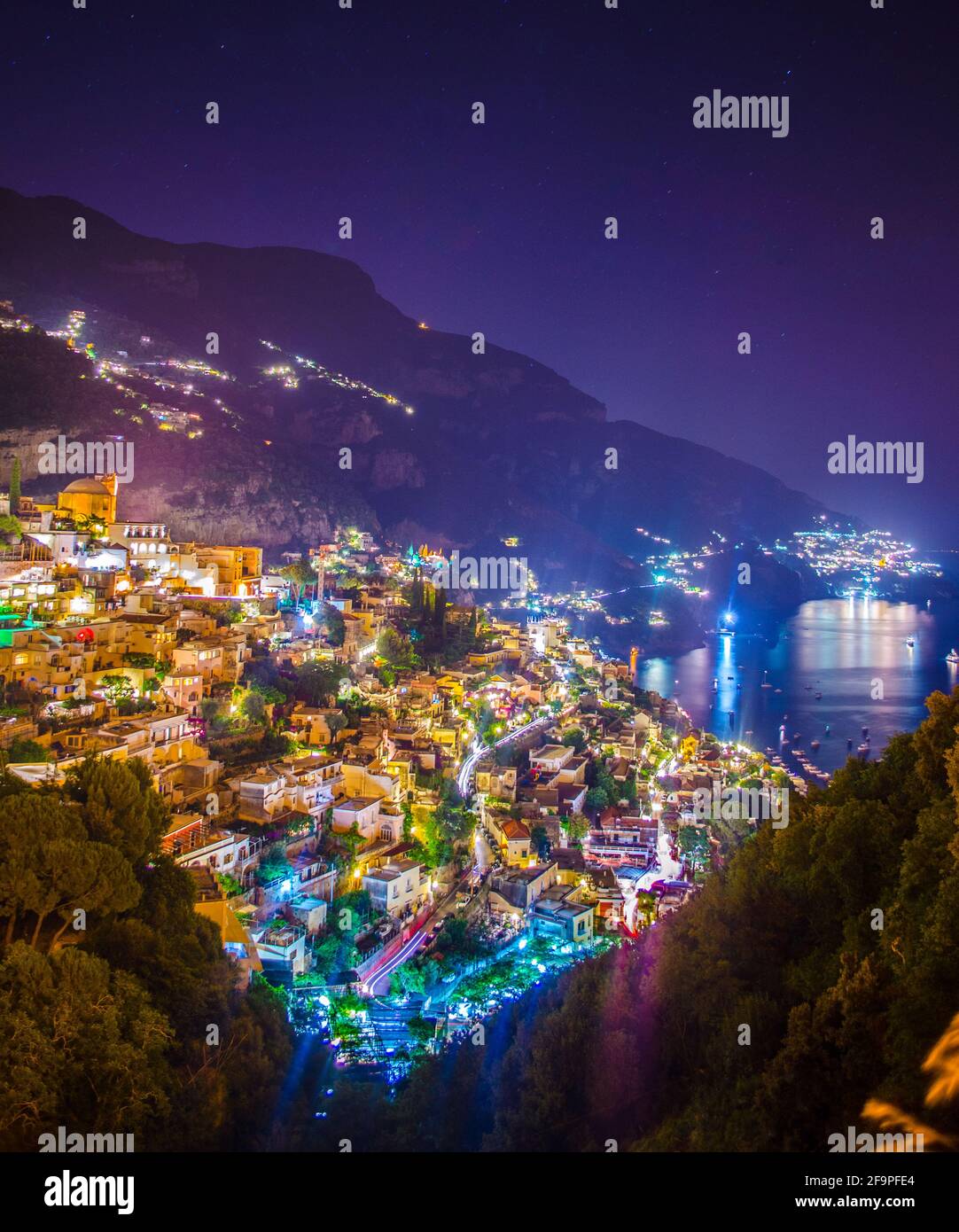 Panoramic view of sorrento at night hi-res stock photography and images ...