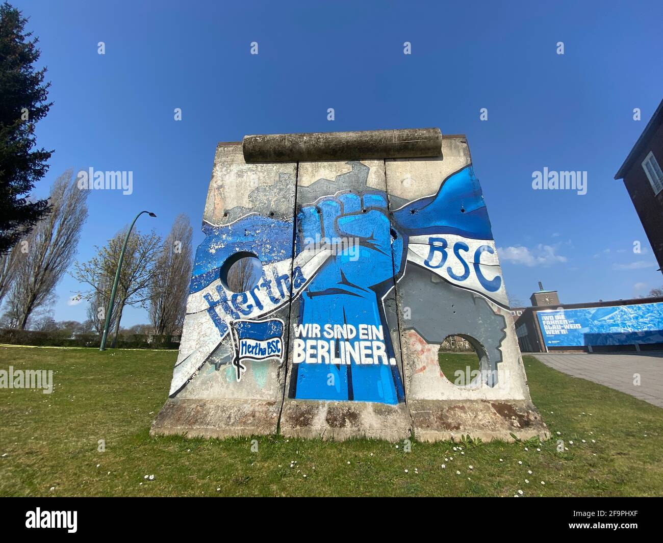 Hertha bsc wall hi-res stock photography and images - Alamy