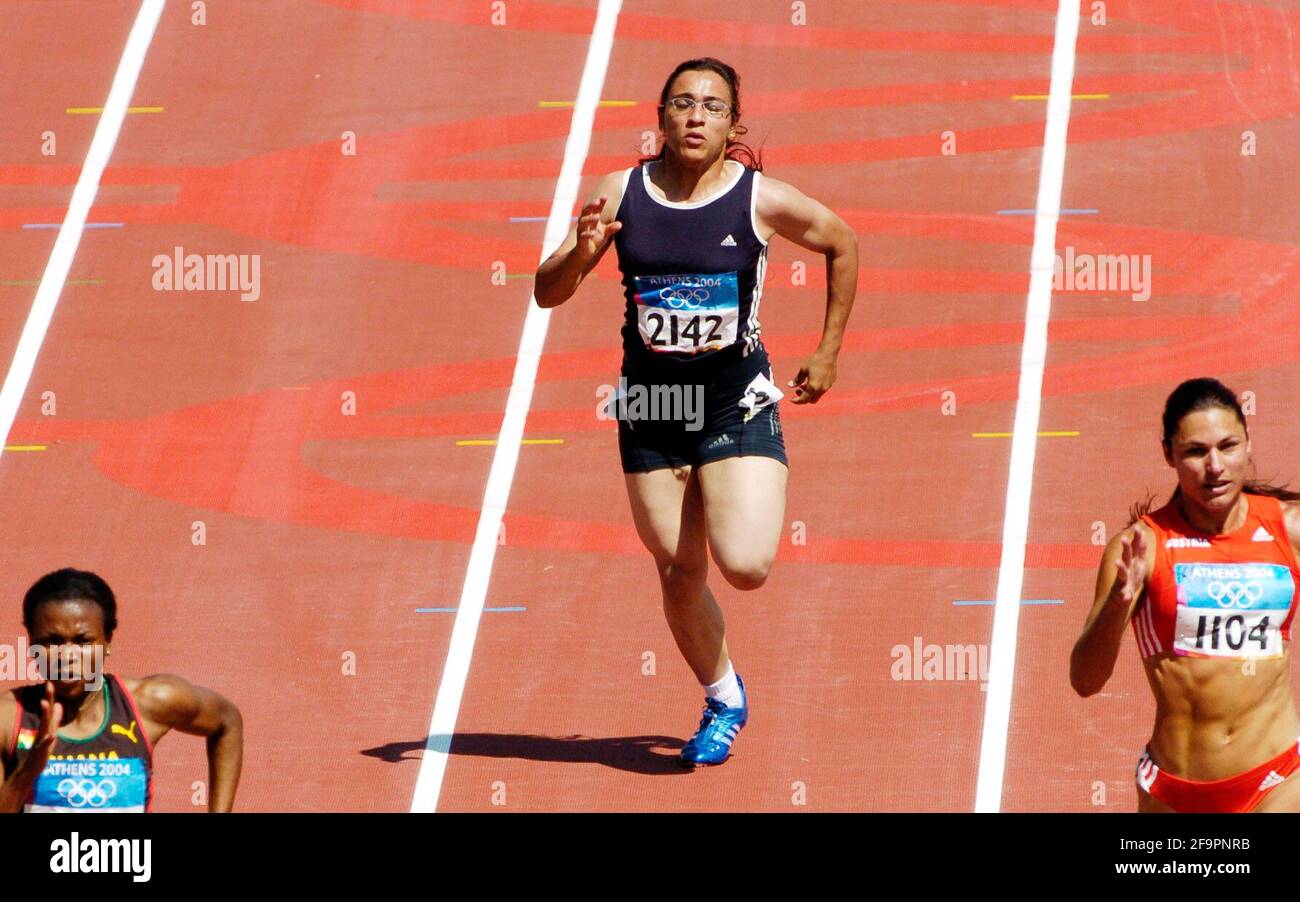 Womans high jump hi-res stock photography and images - Alamy