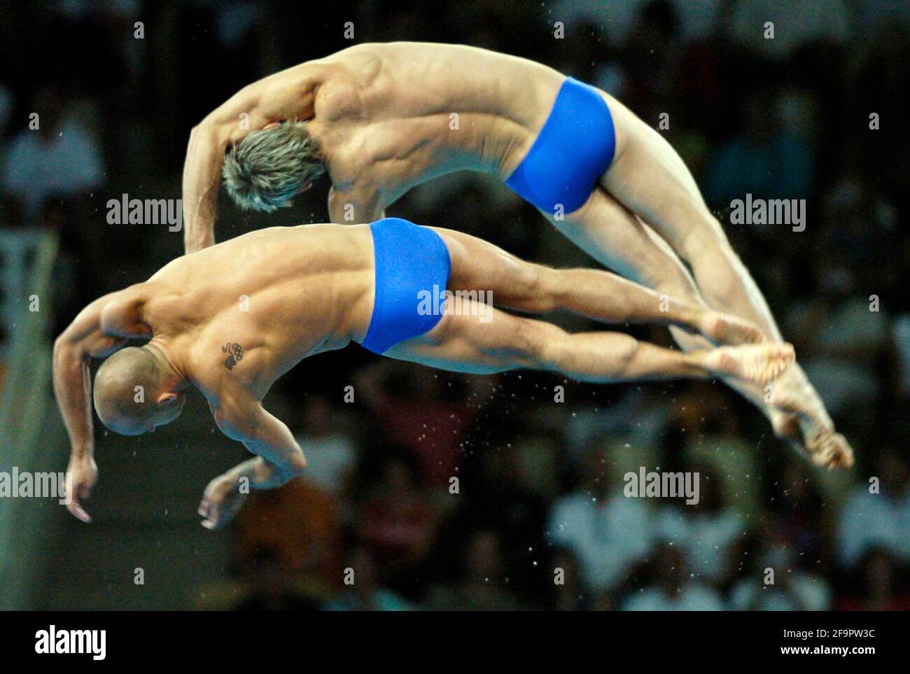 Synchro hi-res stock photography and images - Alamy