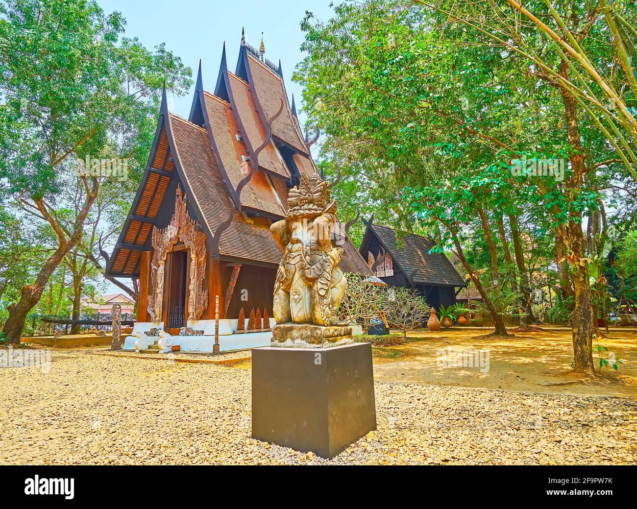 CHIANG RAI, THAILAND - MAY 11, 2019: The ornate building of Sanctuary ...