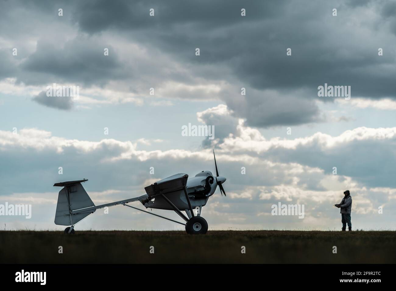 Spraying pesticide sport hi-res stock photography and images - Alamy