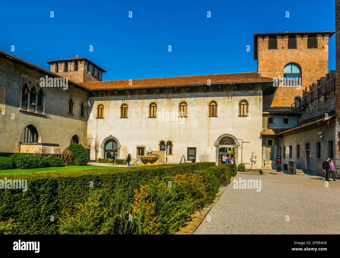 Castelvecchi hi-res stock photography and images - Alamy