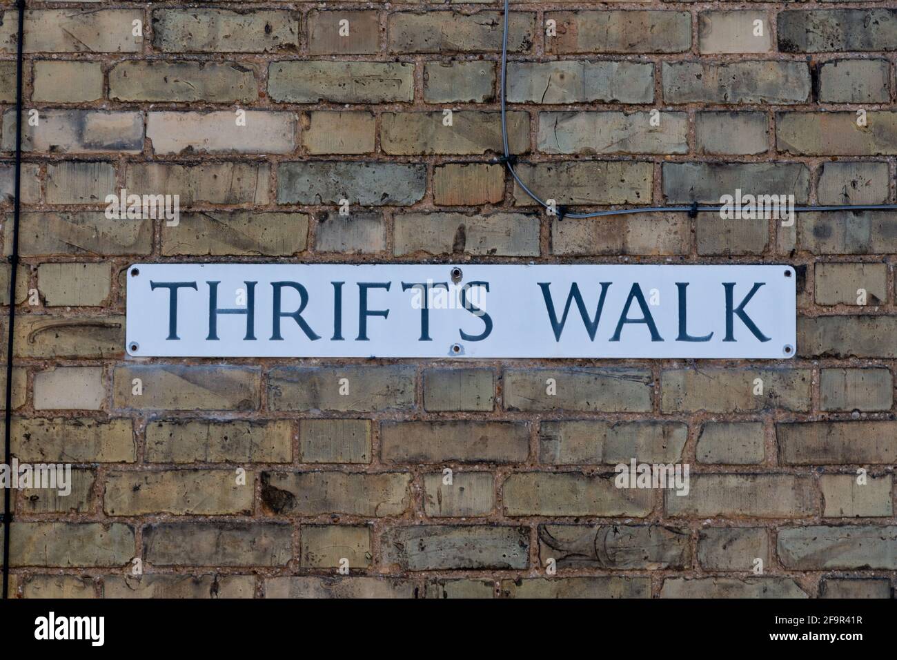 Signs the wall hi-res stock photography and images - Alamy