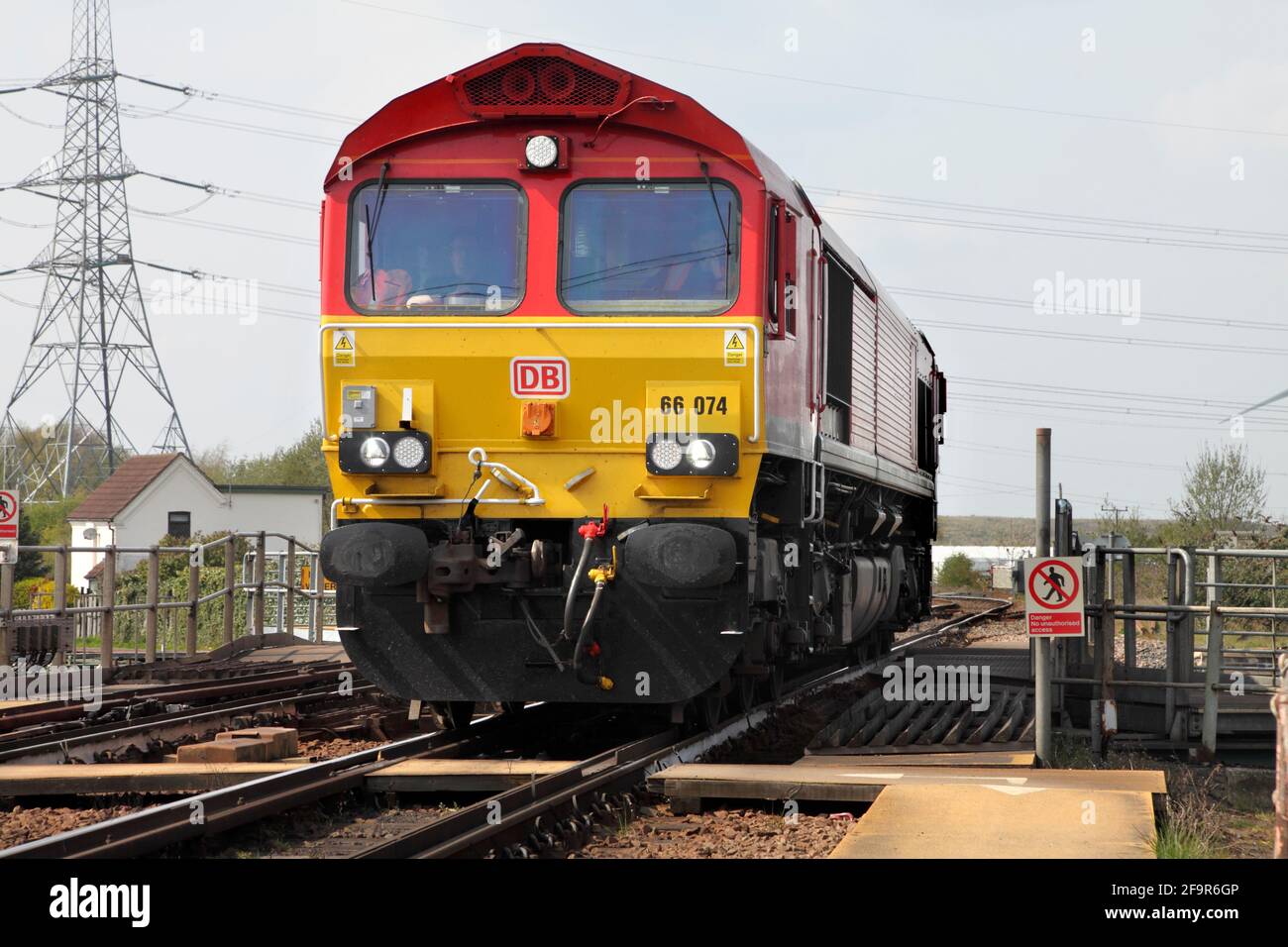 DB Cargo Class 66 loco 66074 on the 1319 Belmont Yard to Scunthorpe BSC ...