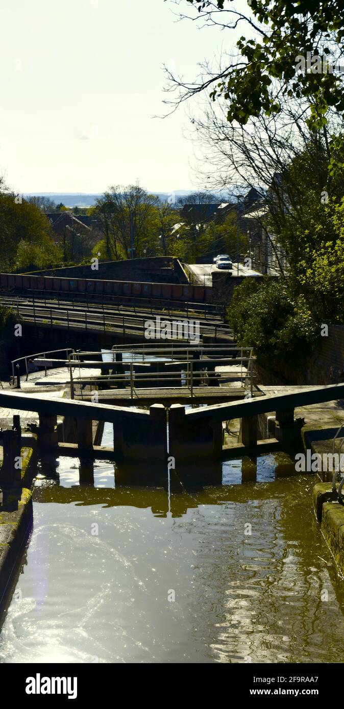 Navigation locks hi-res stock photography and images - Alamy