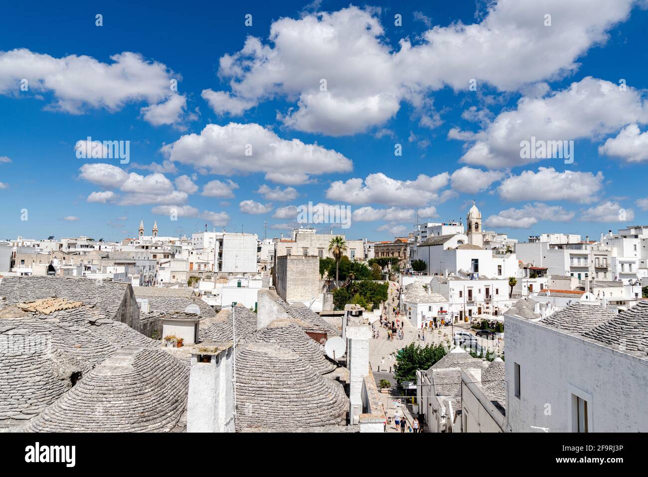 Bari italy trulli houses hi-res stock photography and images - Alamy