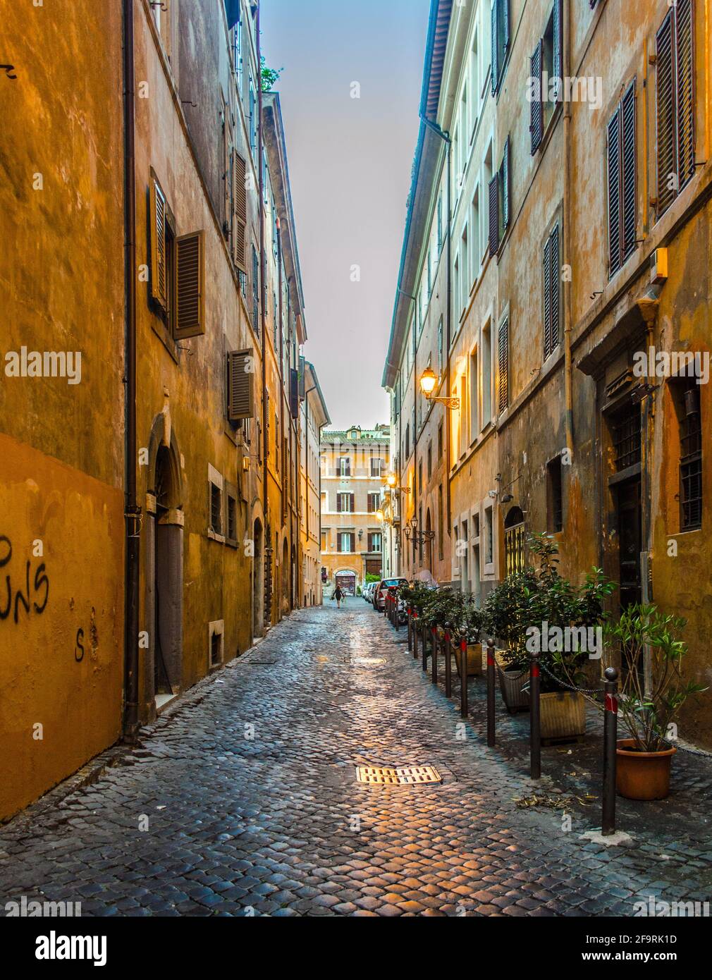 Pedestrian paths hi-res stock photography and images - Alamy