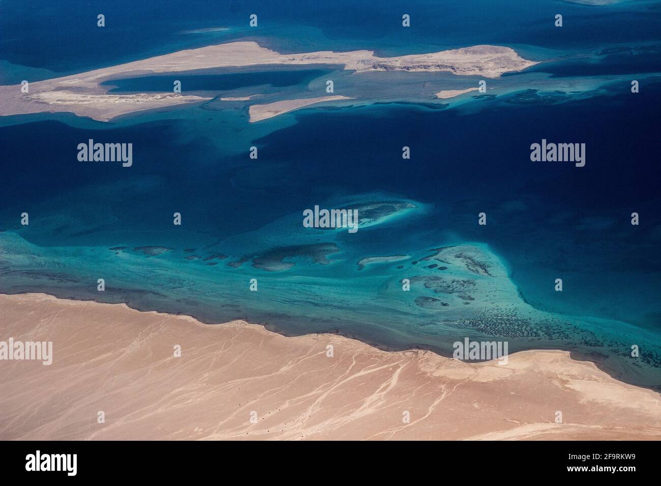 aerial view of the beach and lagoon Stock Photo - Alamy
