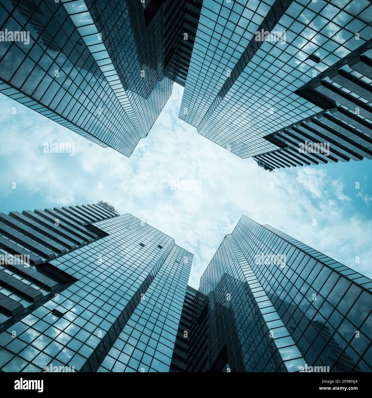 Reflective buildings buildings hi-res stock photography and images - Alamy