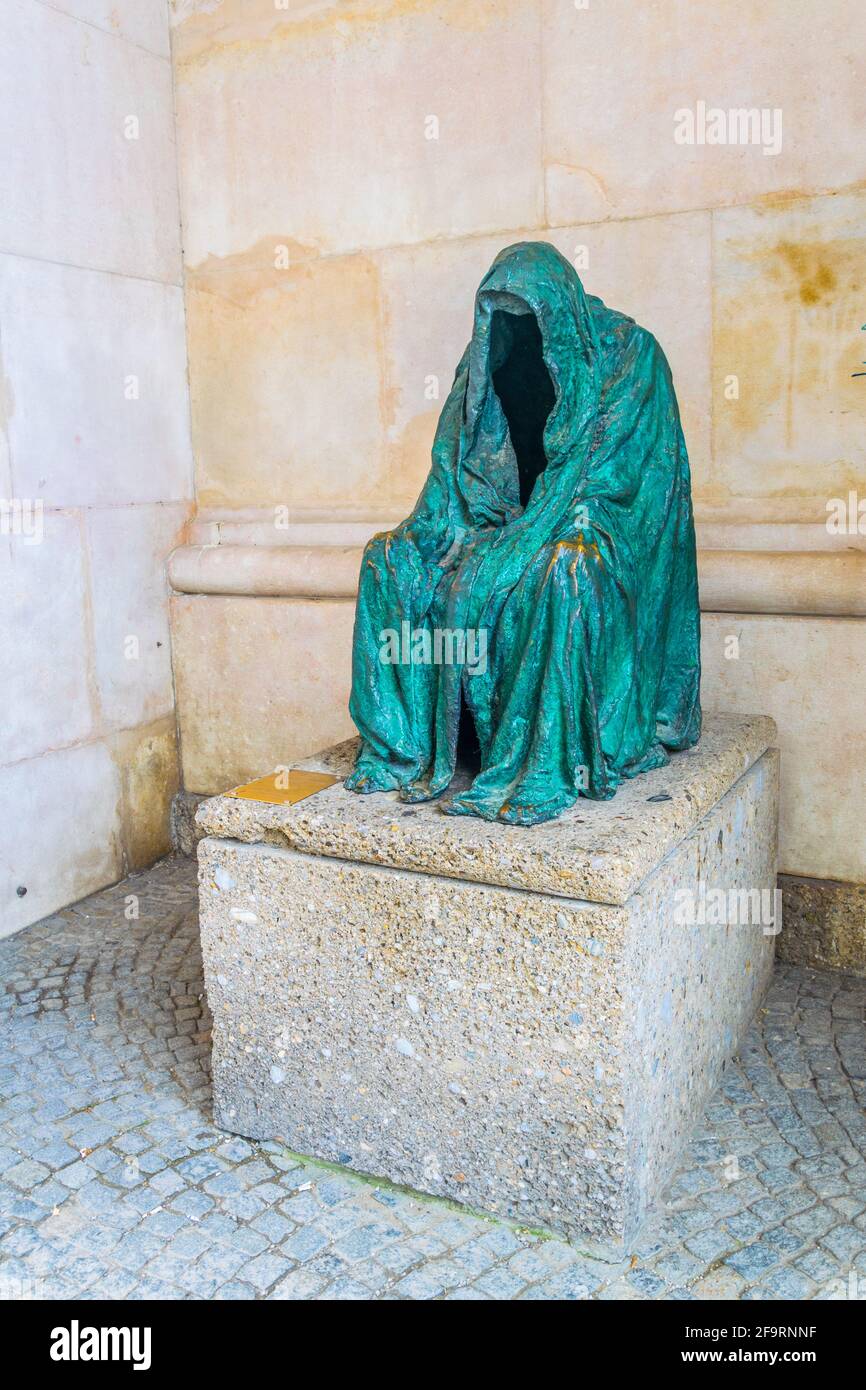 Sculptor anna chromy hi-res stock photography and images - Alamy