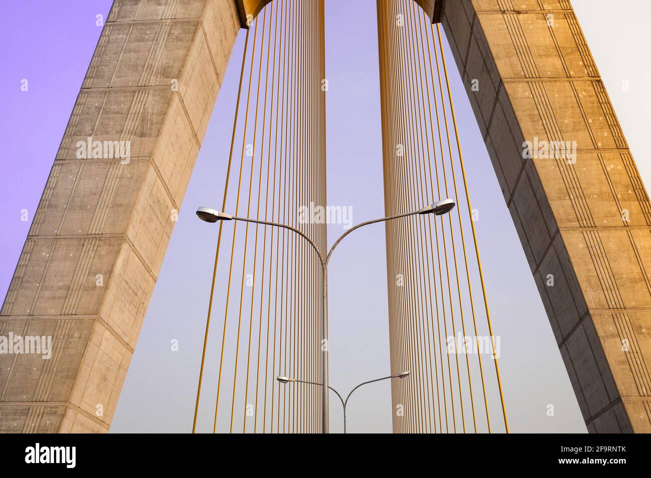 Automobile bridge construction hi-res stock photography and images - Alamy