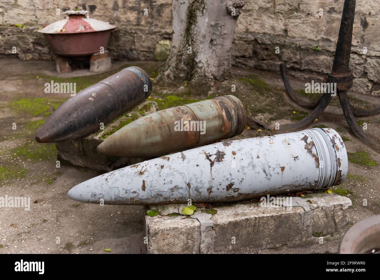 Various shells of the ship's guns. Large-caliber shells for the main ...