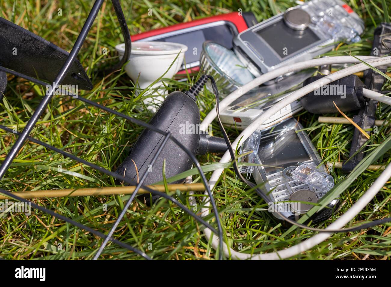E waste recycling hi-res stock photography and images - Alamy