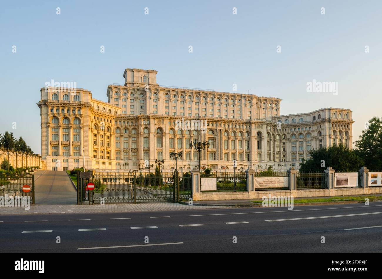 Summer sunset over bucharest hi-res stock photography and images - Alamy