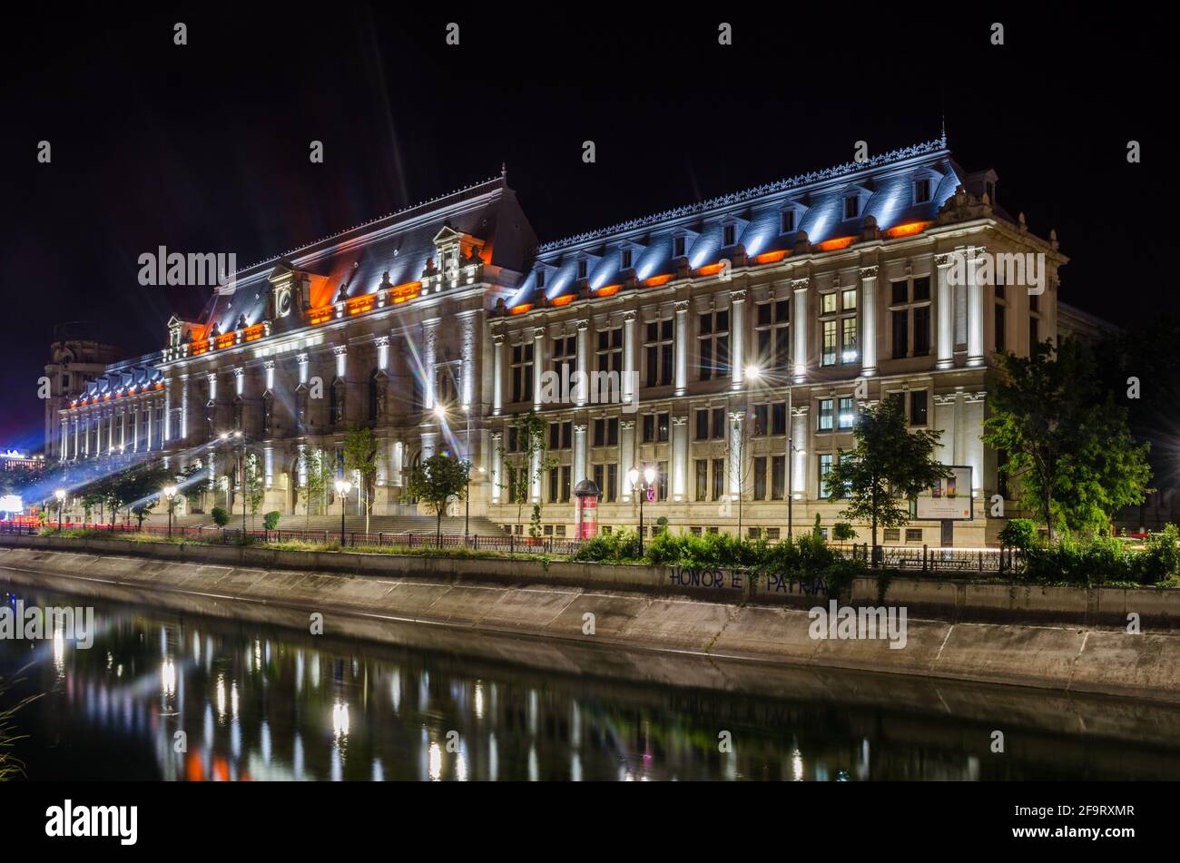 Bucharest palace of justice court hi-res stock photography and images ...