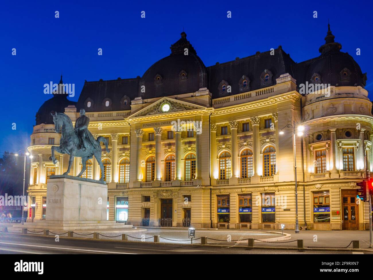 Bucarest centre hi-res stock photography and images - Alamy