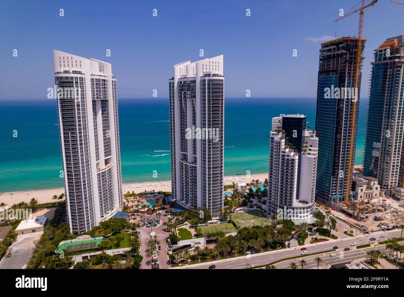 Trump towers, sunny isles hi-res stock photography and images - Alamy