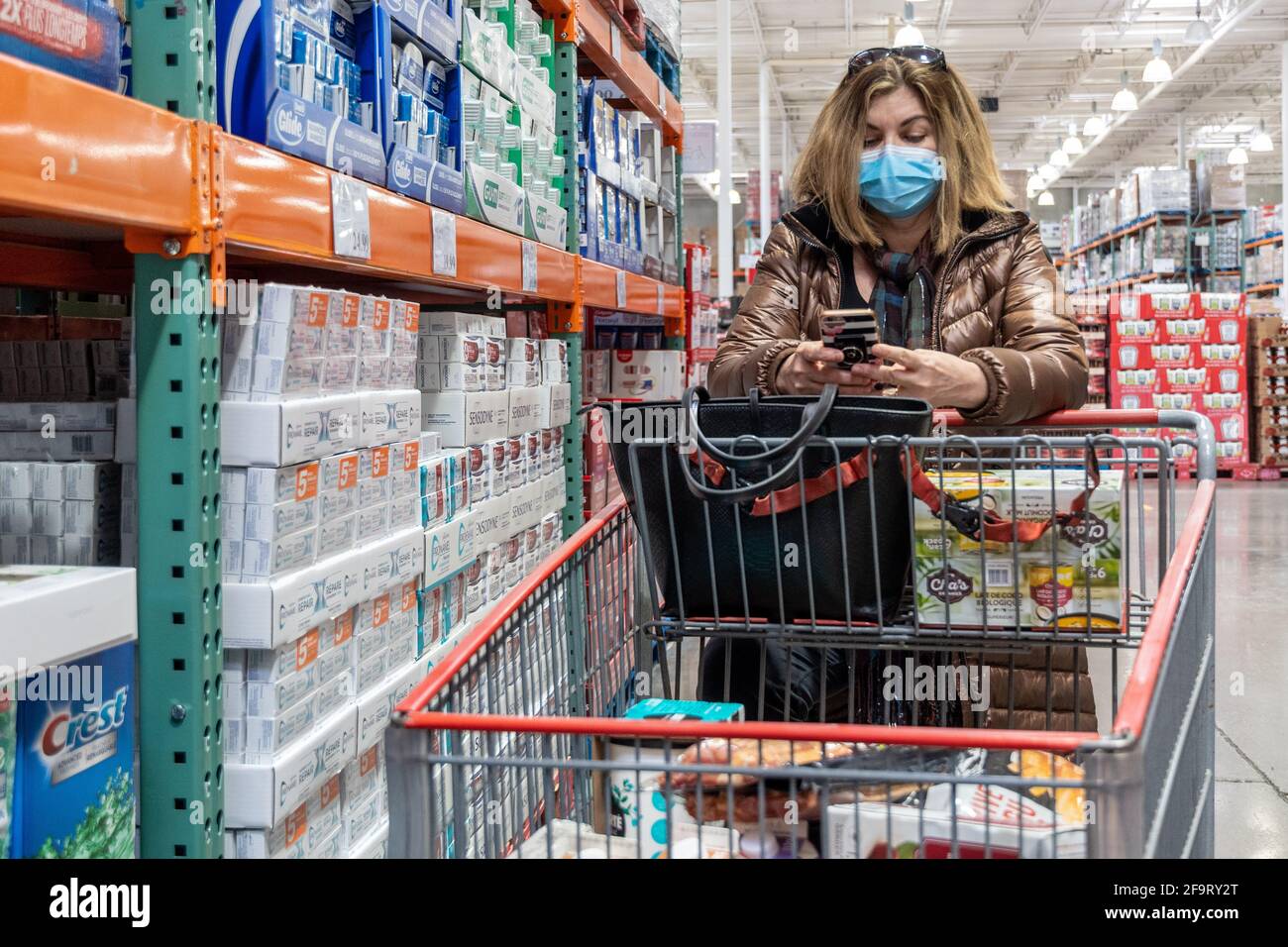 Grocery store items hi-res stock photography and images - Alamy