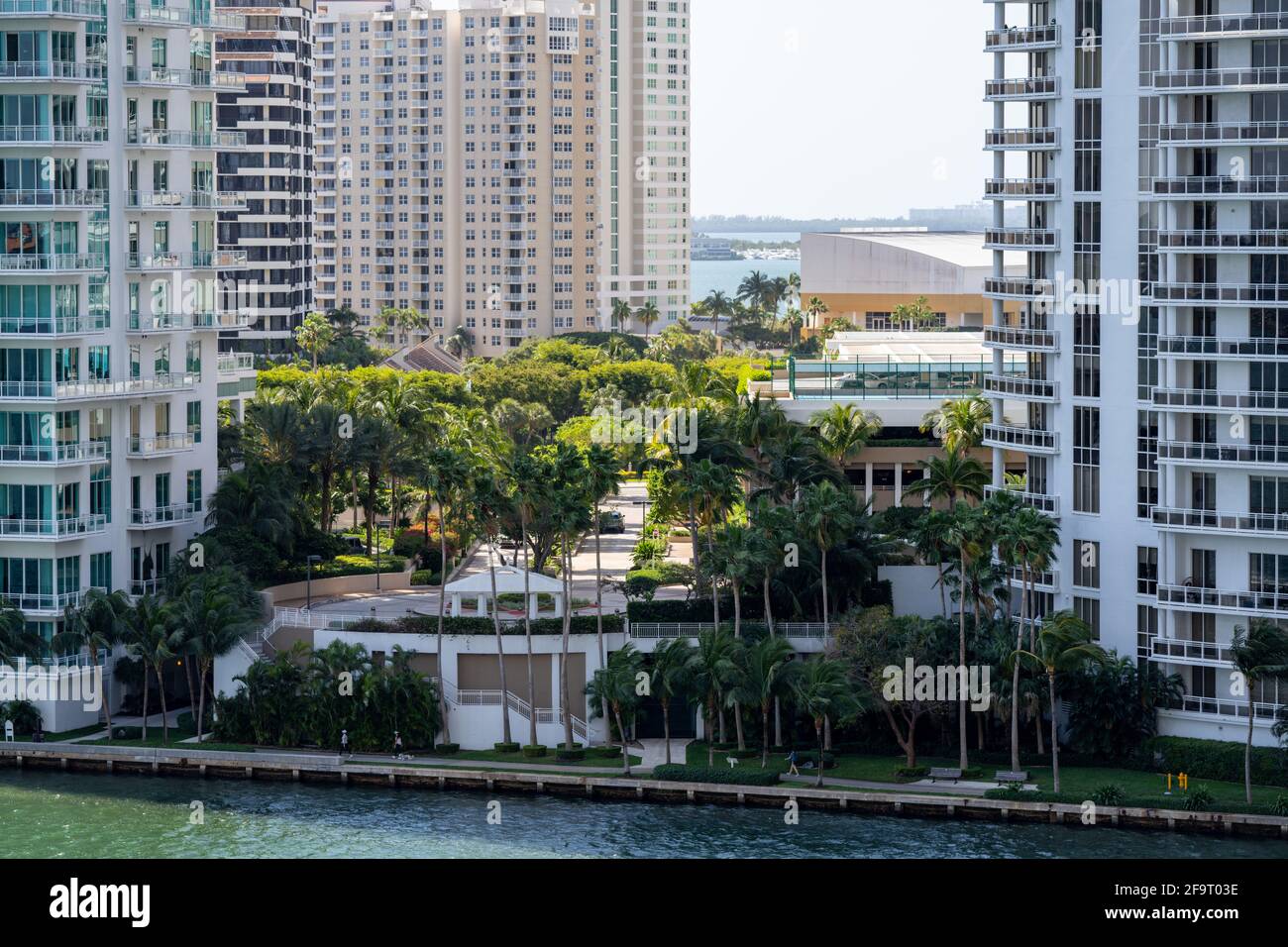 View between buildings Miami Brickell Key scene Stock Photo - Alamy