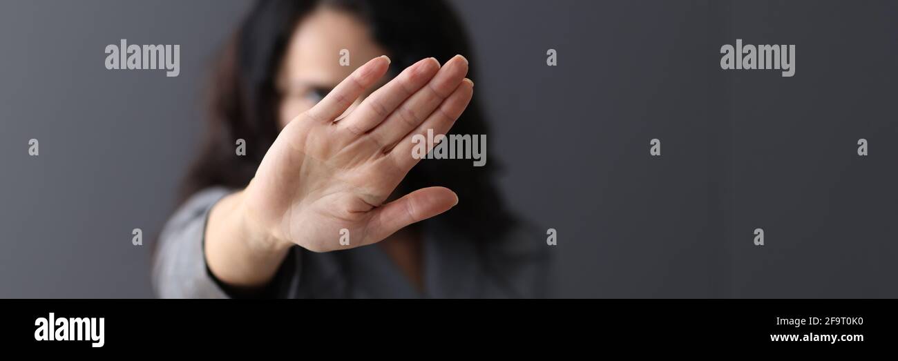 Negative gesture hi-res stock photography and images - Alamy