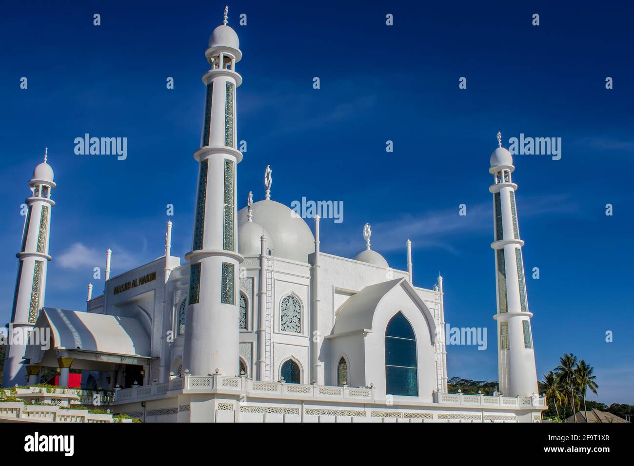 Mosque of west sumatra hi-res stock photography and images - Alamy
