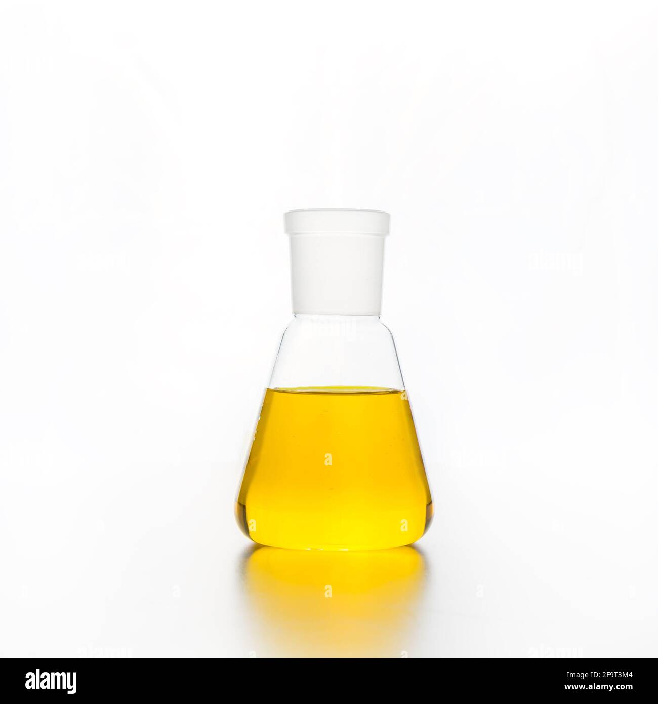 Pharmaceutical technology hi-res stock photography and images - Alamy