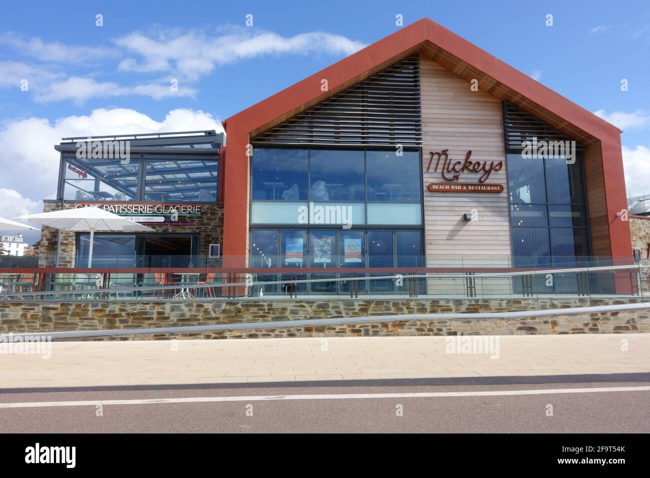 Mickeys beach bar and restaurant(Michael Caine's), Sideshore, Exmouth ...