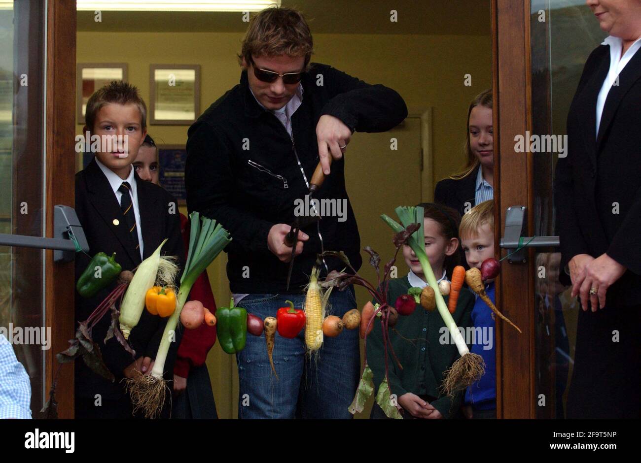 JAMIE OLIVER OPENS THE TRAINING CENTRE FOR SCHOOL COOKS IN ESSEX..24/10 ...