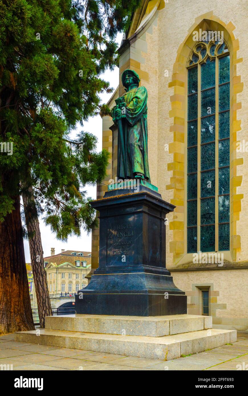 Switzerland zurich zwingli statue monument hi-res stock photography and ...
