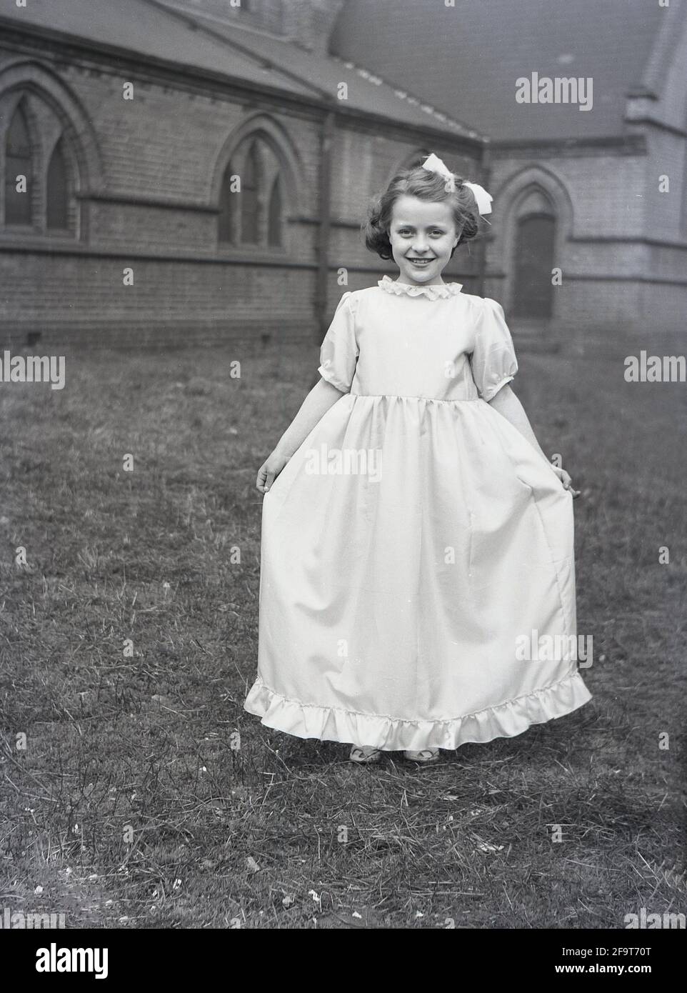 England Traditional Dress For Girl