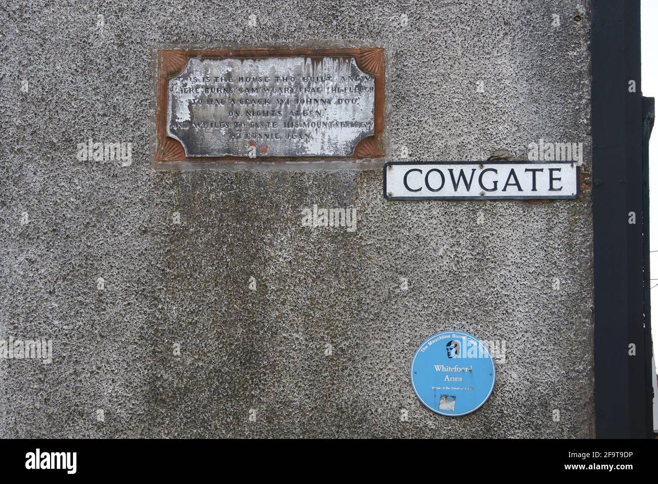 Blue plaque mauchline hi-res stock photography and images - Alamy