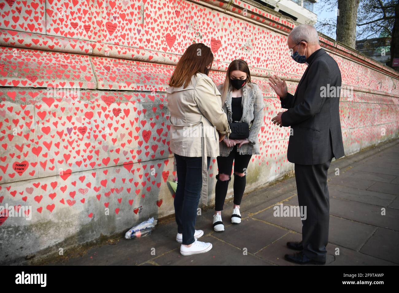 Michelle Rumball (left) whose mother Violet Partington died of of Covid ...