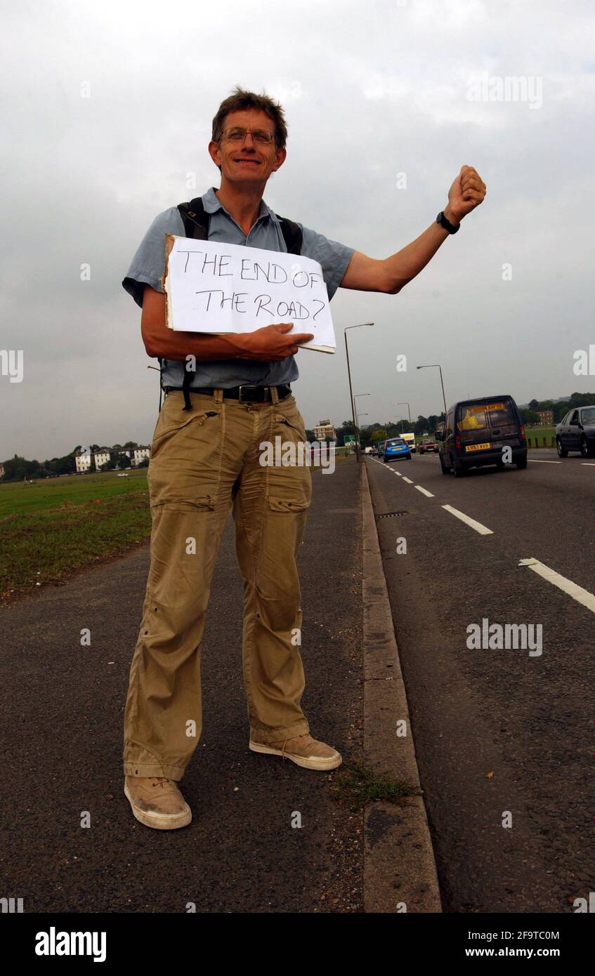 Simon calder hi-res stock photography and images - Alamy