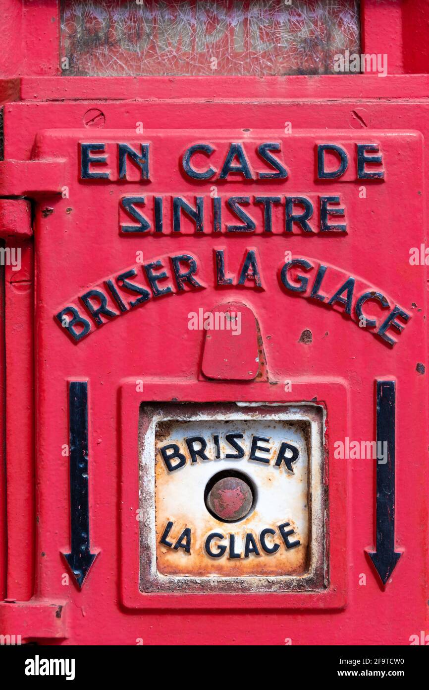 In case of emergency break glass hi-res stock photography and images ...