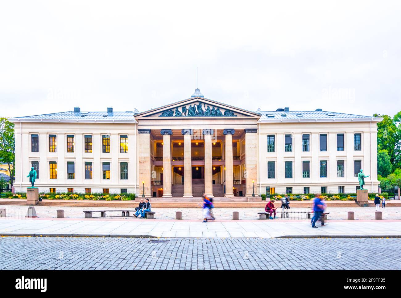 Building of the norwegian university oslo hi-res stock photography and ...