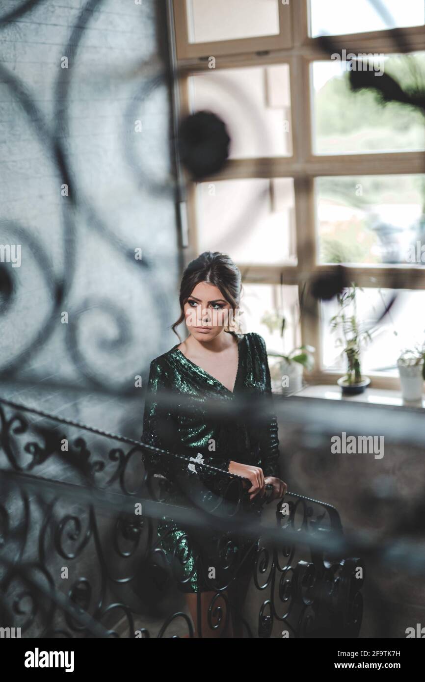 Posing nicely hi-res stock photography and images - Alamy