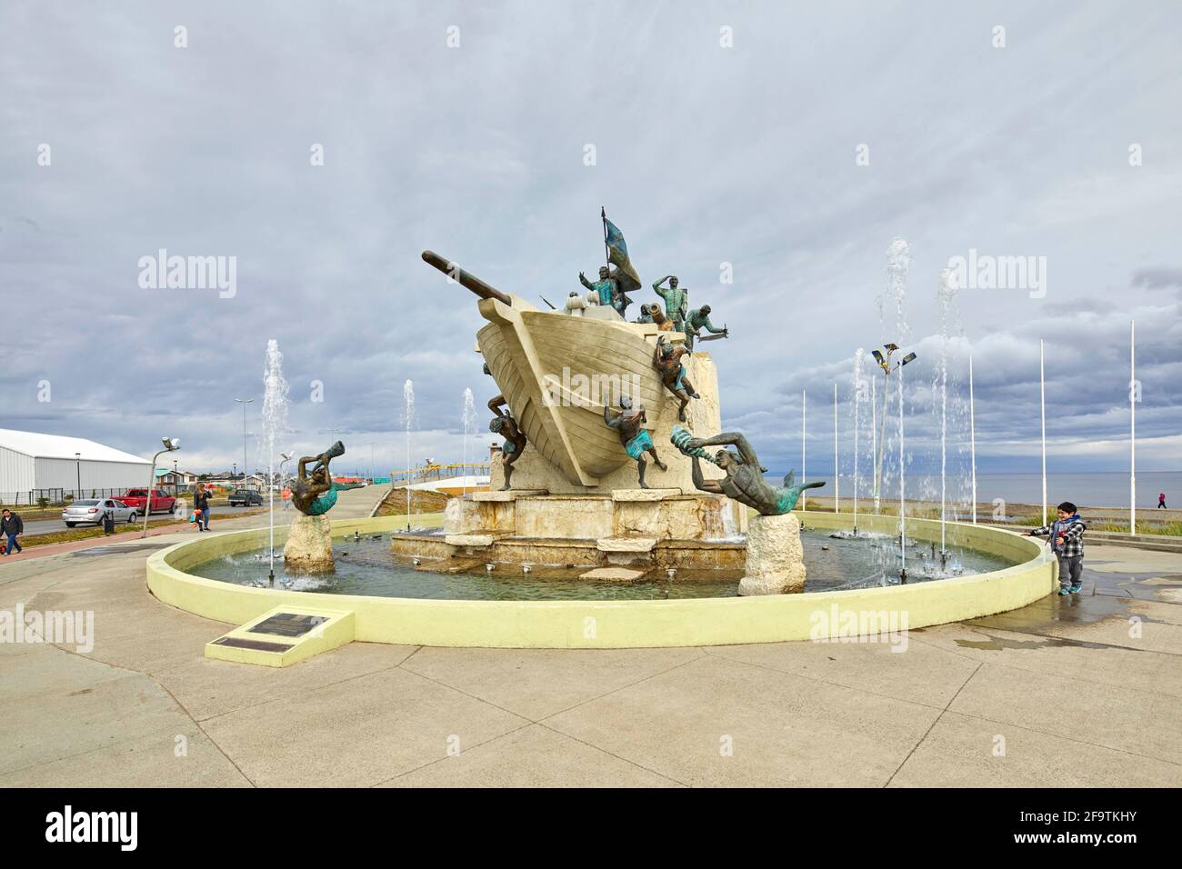 Monumento a Tripulantes Galeta Ancud Goleta Ancud Monument Punta Arenas ...
