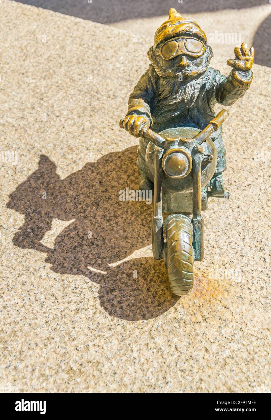 Dwarf riding hi-res stock photography and images - Alamy