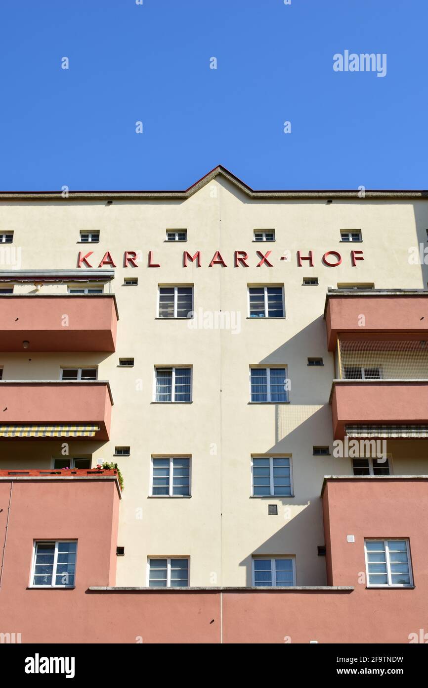 VIENNA, AUSTRIA - SEPTEMBER 13, 2018: Karl-Marx-Hof, a long residential ...