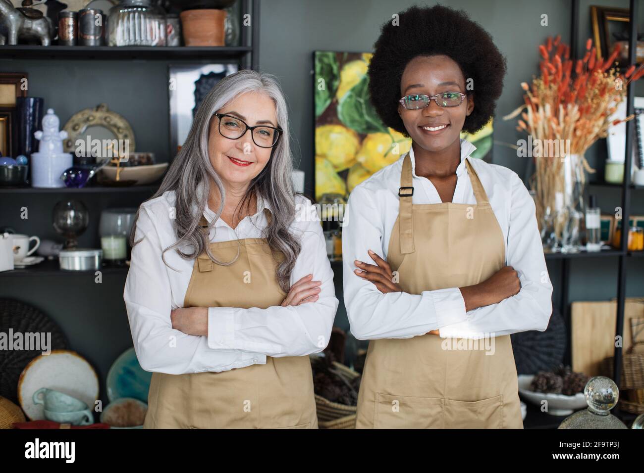 Aprons for sale hi res stock photography and images Alamy