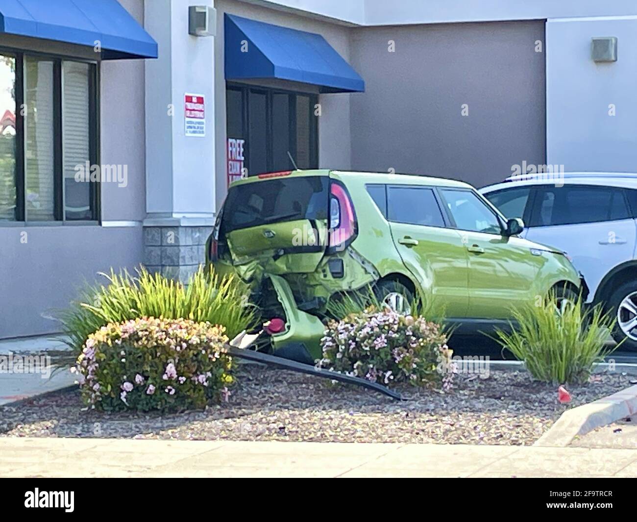 Car crash rear end hi-res stock photography and images - Alamy