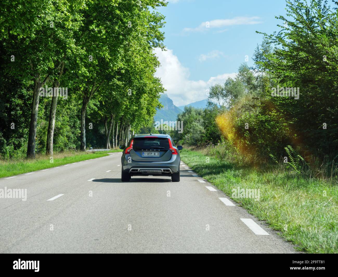 Volvo v 60 hi-res stock photography and images - Alamy