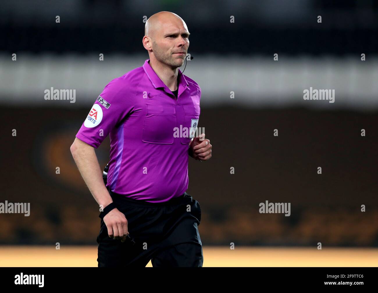 Charles breakspear referee hi-res stock photography and images - Alamy