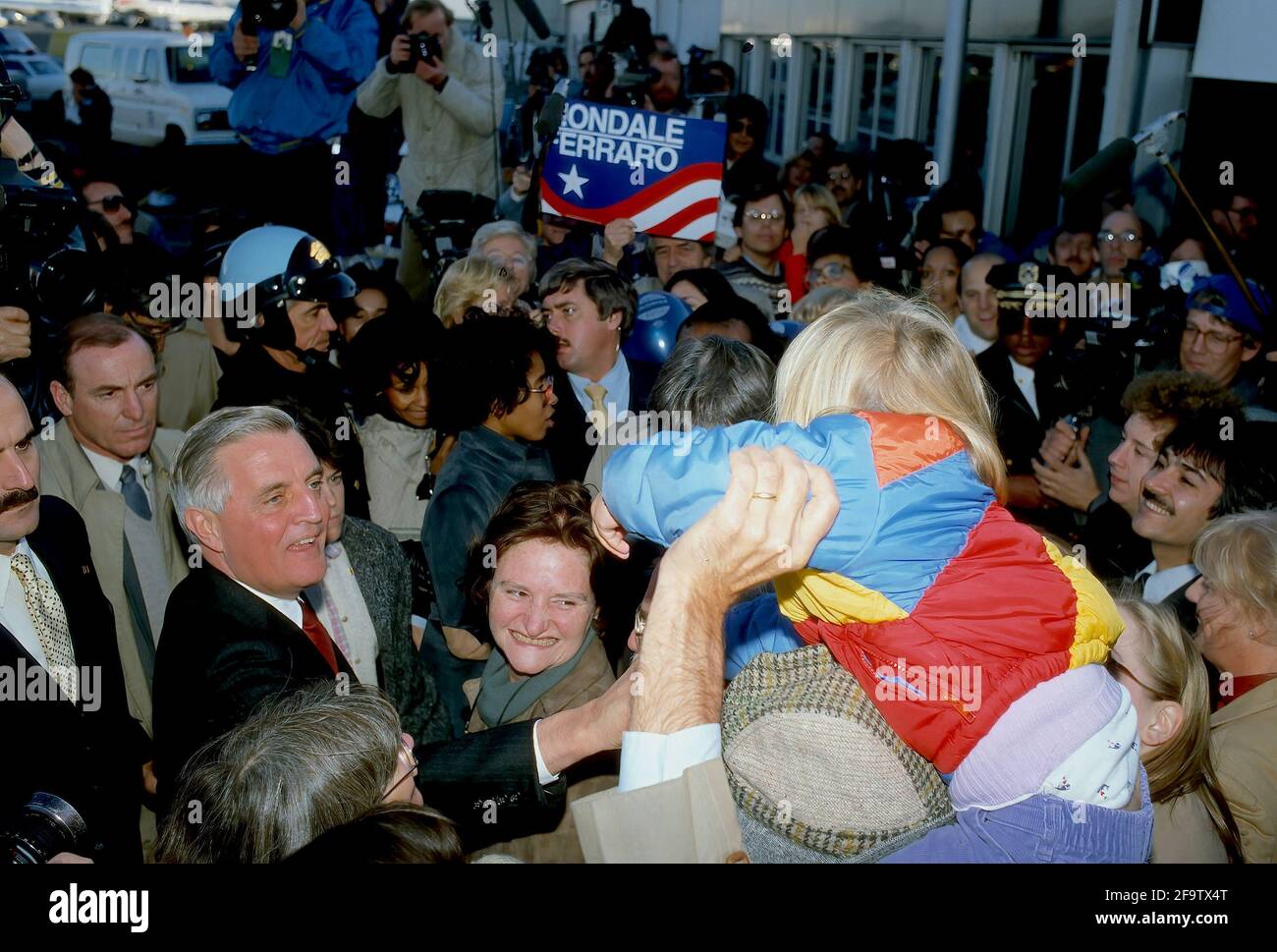 1984 presidential campaign hi-res stock photography and images - Alamy