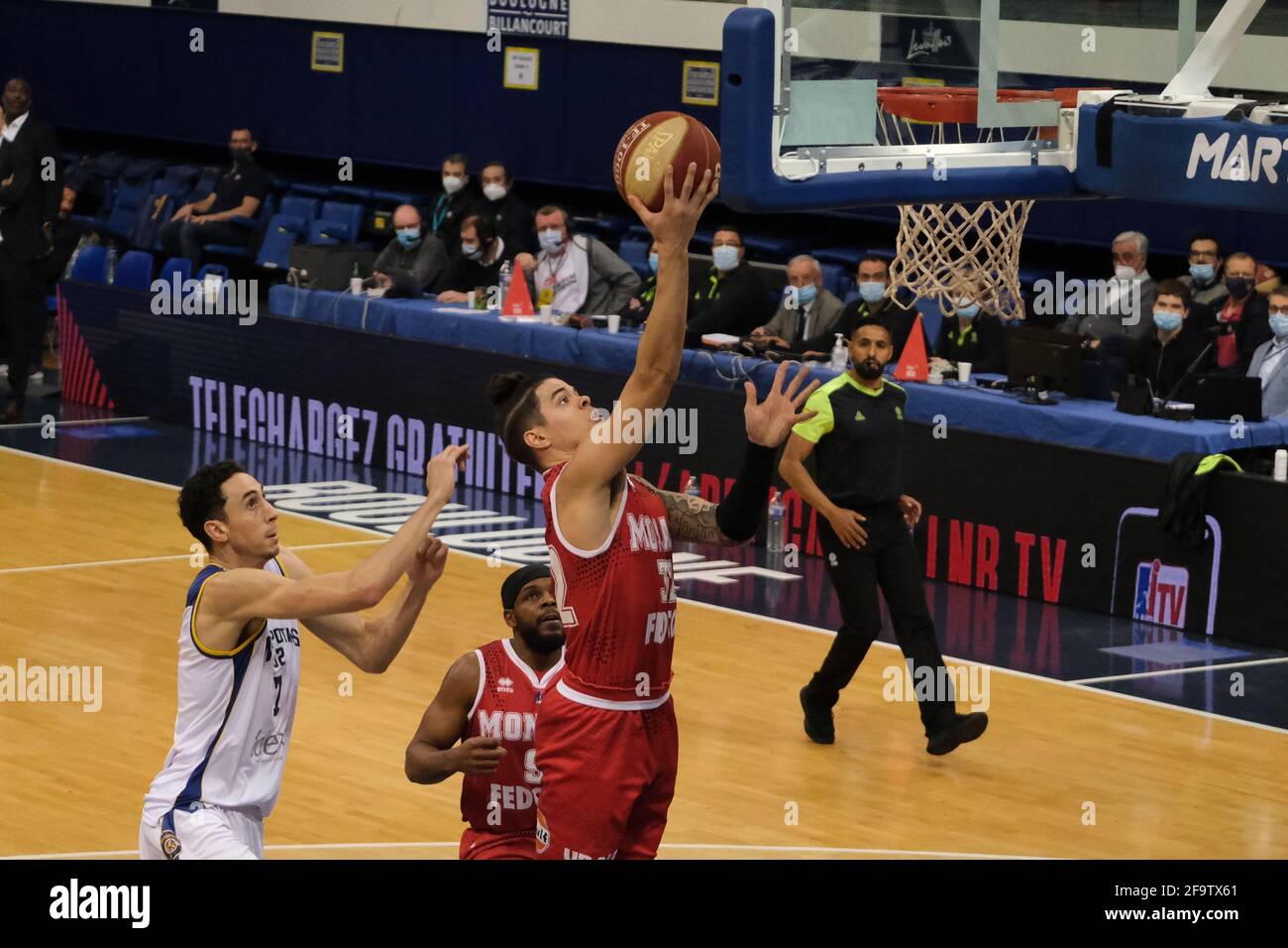 Champion de basket hi-res stock photography and images - Alamy