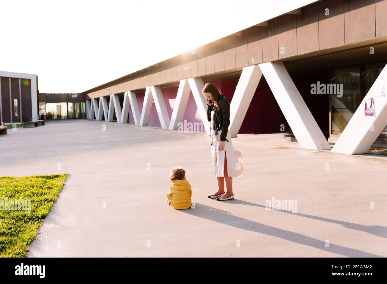 Sad woman crying on street hi-res stock photography and images - Alamy