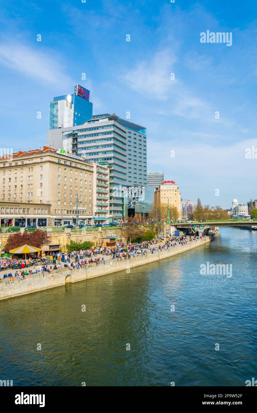 Vienna center riverside area sunny hi-res stock photography and images ...