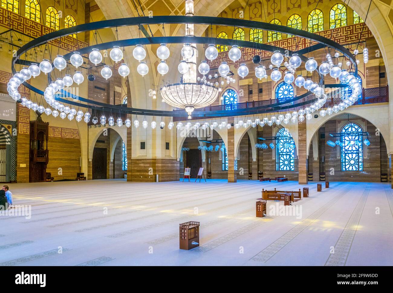 MANAMA, BAHRAIN, OCTOBER 23, 2016: Interior of the Al Fateh Grand ...