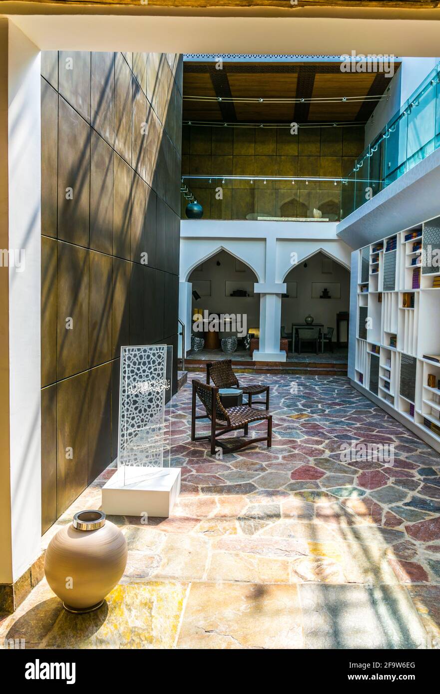 Old bahrain house hi-res stock photography and images - Alamy